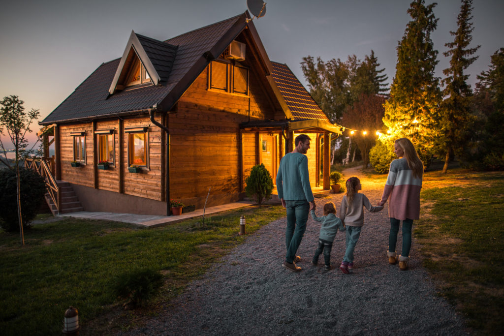 10 Questions to Ask Before Choosing a Cottage Insurance Policy
