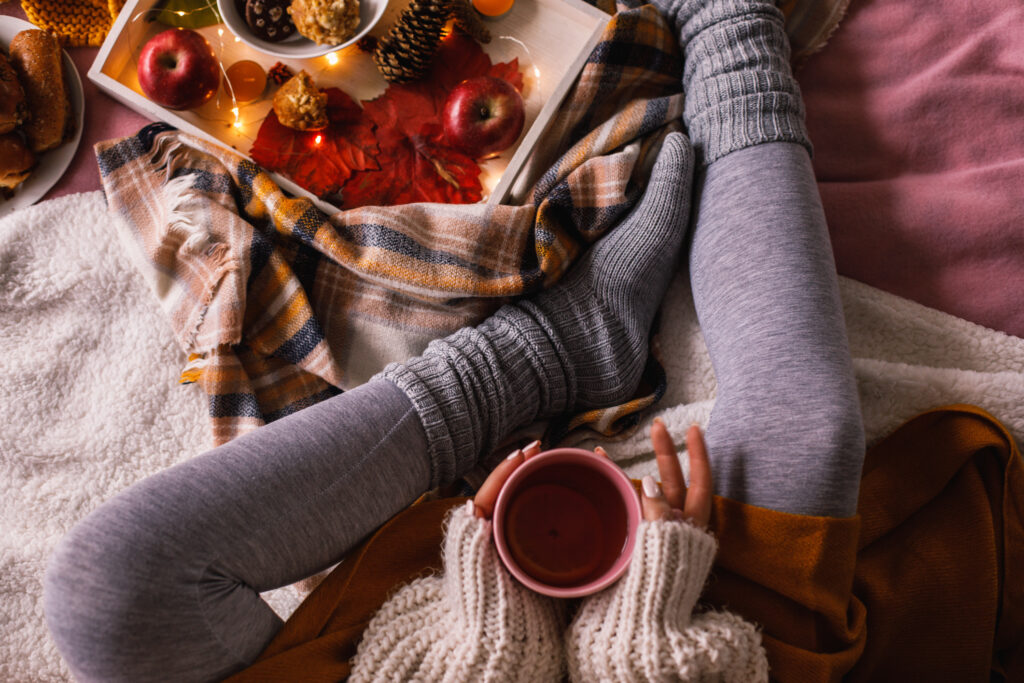 10 Tips to Make Your Home Cozy For Fall