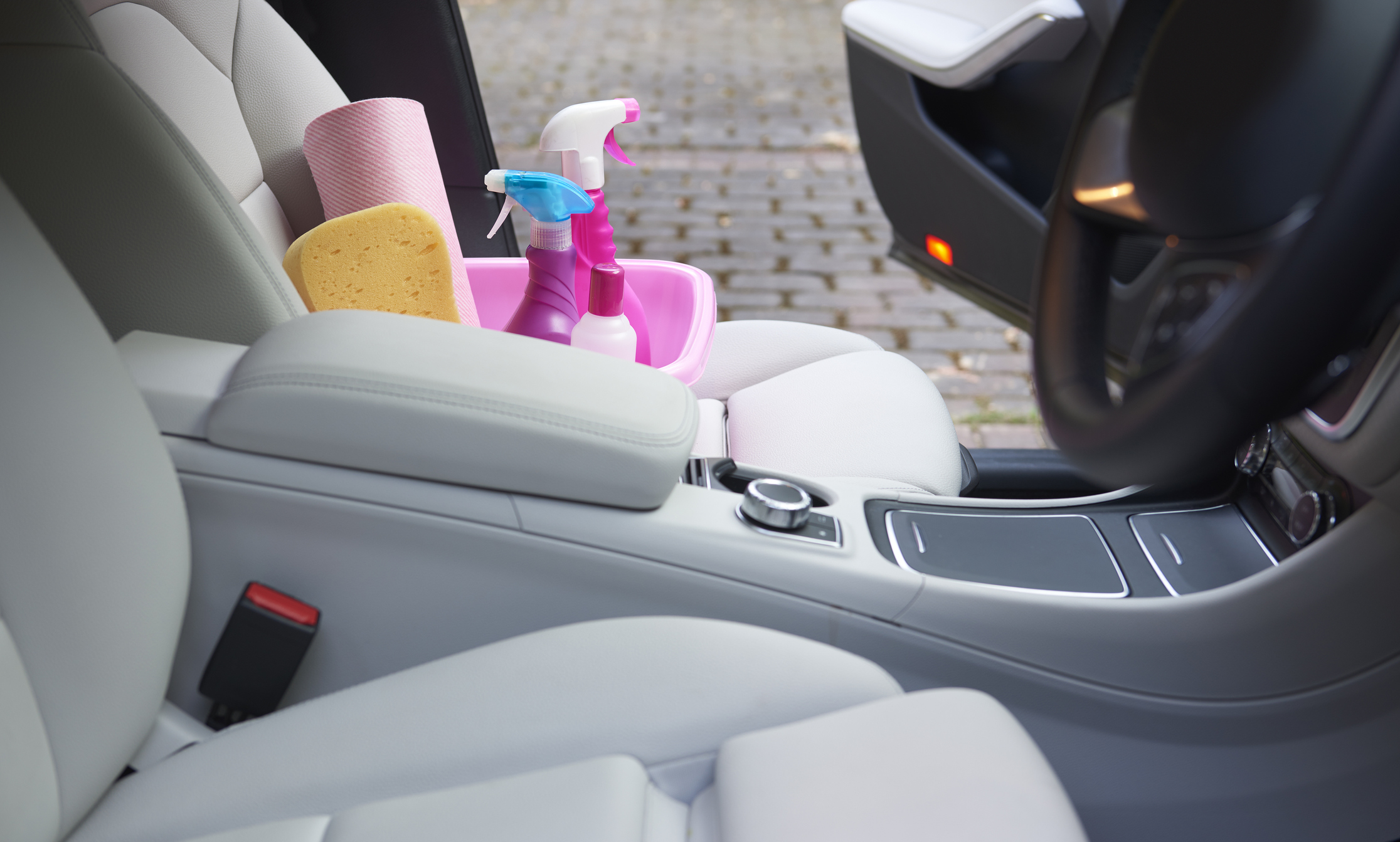 Spring Cleaning Checklist for Your Car - GOOD HANDS Blog